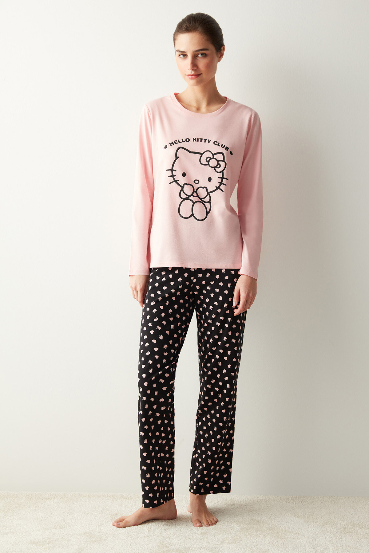 LIC CUTE HELLO KITTY LS PANT SET PN8VDB2A23SK